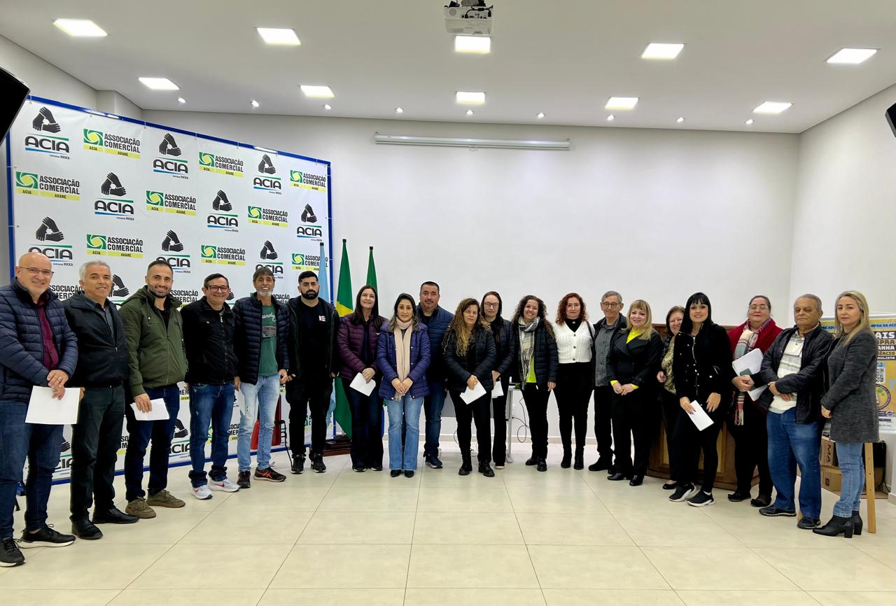 Presidente Fatima Baldini, representante do sindicato patronal regional de Botucatu e região – Acia